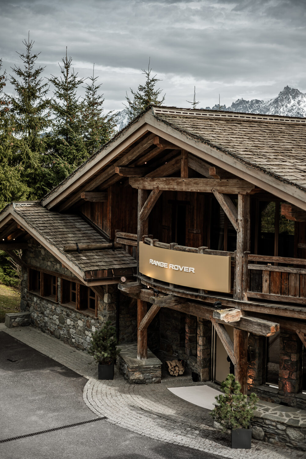 RANGE ROVER HOUSE MEGÈVE : UNE PURE EXPRESSION DU LUXE ALPIN – MediaConnect